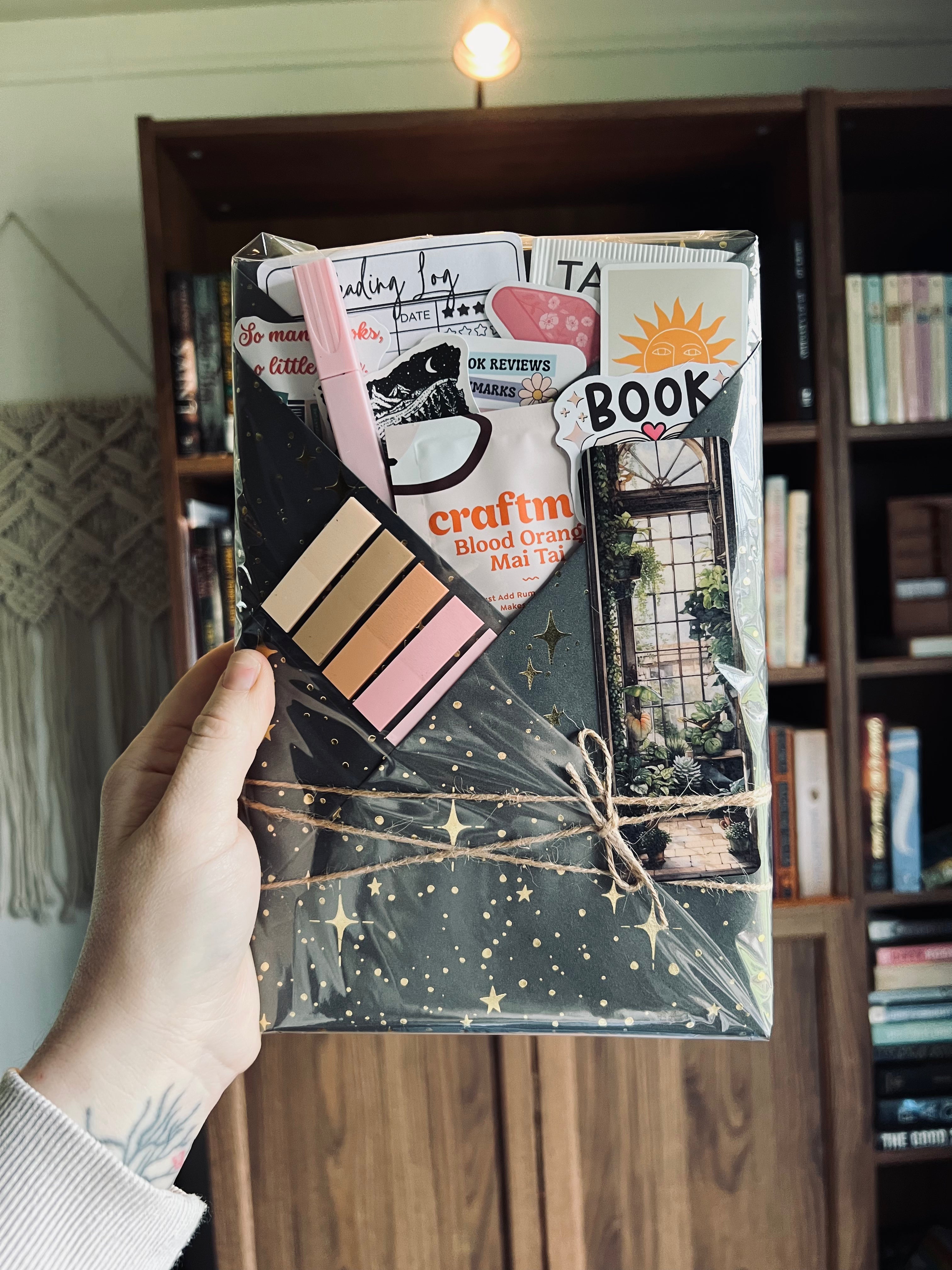 Blind Book Bundles – Flirting With Fiction